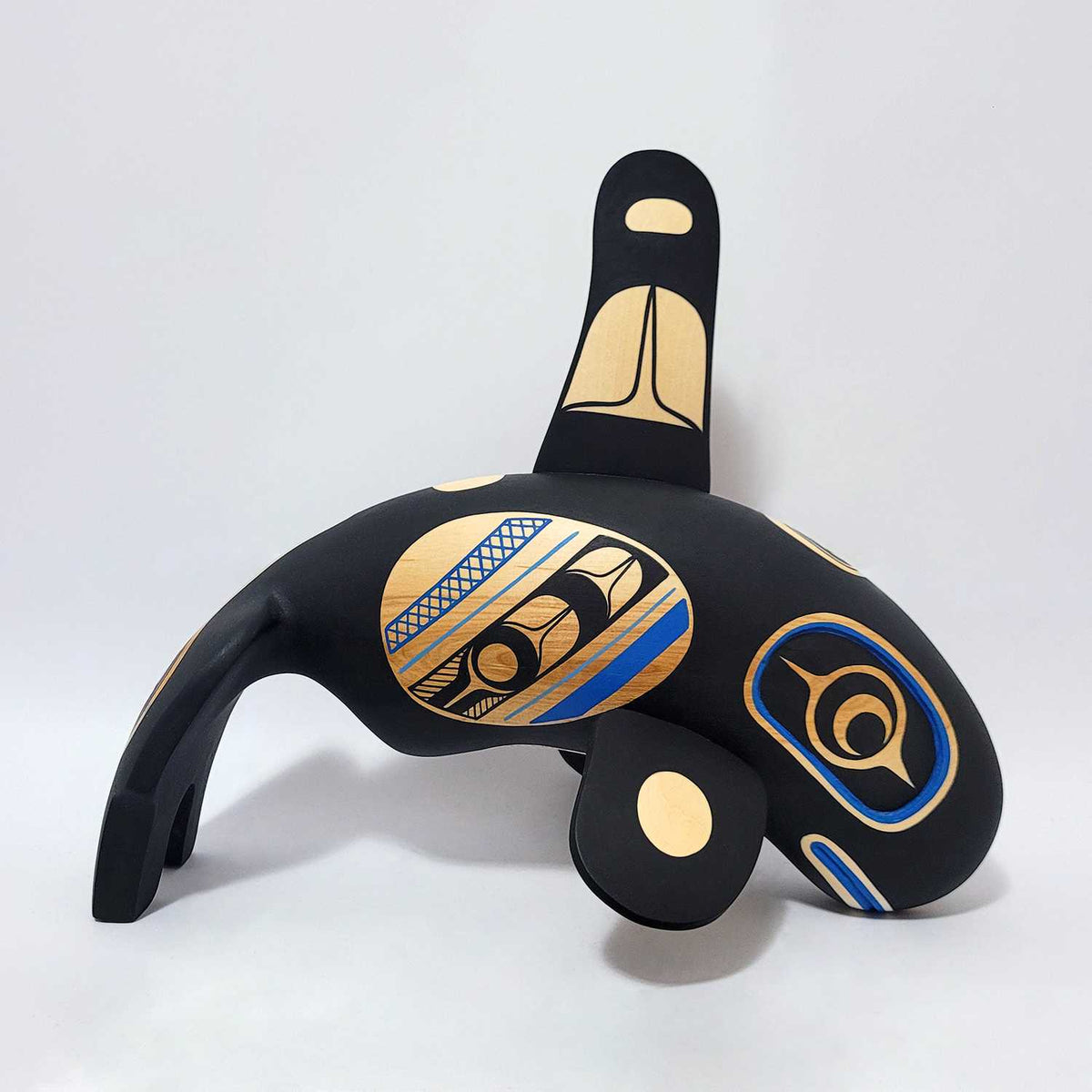 Orca/Killer Whale Sculpture by Rod Smith, Kwakwaka'wakw – Spirits of ...