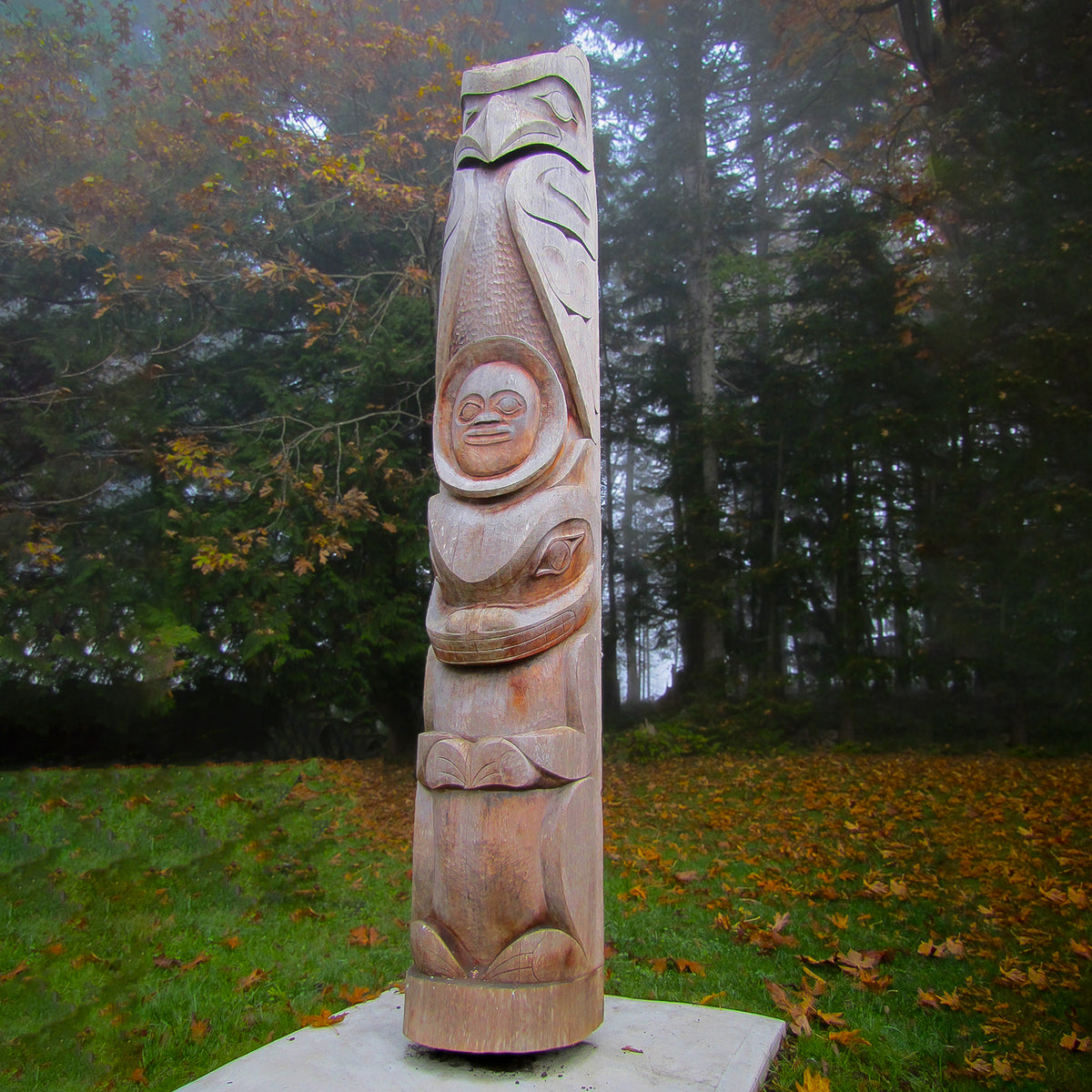 Thunderbird & Bear Totem Pole by Richard Krentz, Coast Salish – Spirits ...