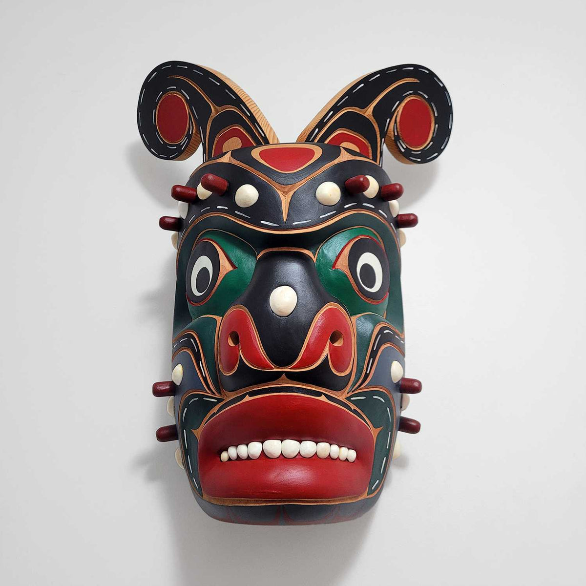 Yagis or Sea Monster Mask by Kwakwaka'wakw Master Carver Bill Henderson ...